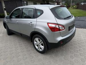Grey Nissan Qashqai 2010 in Vievis, with an engine capacity of 2.00 L and mileage of 152 thousand km for 4300 €, photo 7 on AUTOMOTO.COM.LV