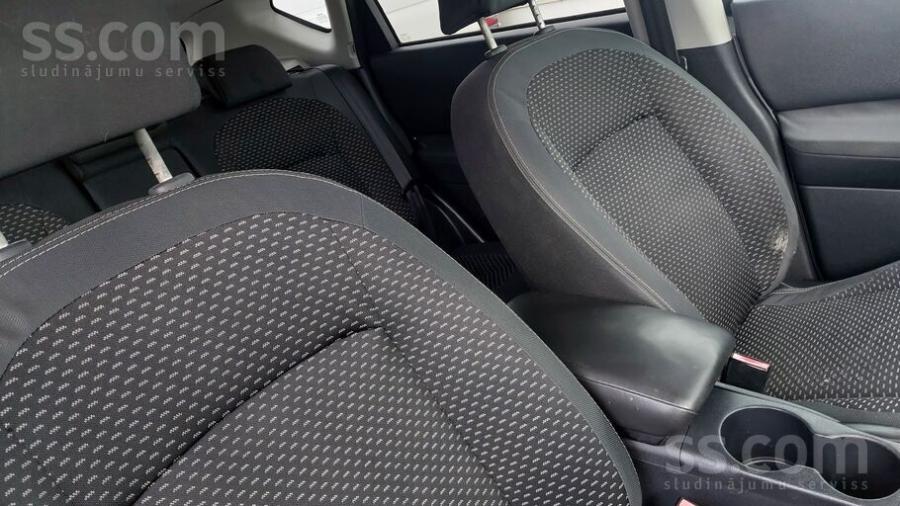 Pelēks Nissan Qashqai 2010 Rīga, ar dzinēja tilpumu 2.00 L un nobraukumu 352 tūkst. km par 4250 €, foto 25 vietnē AUTOMOTO.COM.LV