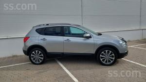 Pelēks Nissan Qashqai 2010 Rīga, ar dzinēja tilpumu 2.00 L un nobraukumu 352 tūkst. km par 4250 €, foto 50 vietnē AUTOMOTO.COM.LV