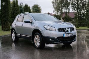 Grey Nissan Qashqai 2010 in Silale, with an engine capacity of 2.00 L and mileage of 260 thousand km for 5650 €, photo 3 on AUTOMOTO.COM.LV