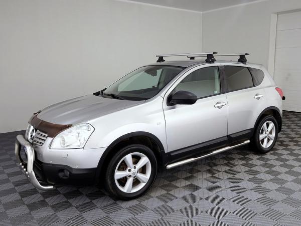 Grey Nissan Qashqai 2010 in Tallinn, with an engine capacity of 1.50 L and mileage of 278 thousand km for 2299 €, photo 10 on AUTOMOTO.COM.LV
