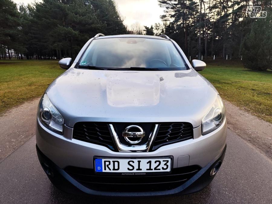 Pelēks Nissan Qashqai 2011 Mažeikiai, ar dzinēja tilpumu 2.00 L un nobraukumu 221 tūkst. km par 5800 €, foto 4 vietnē AUTOMOTO.COM.LV