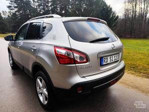 Pelēks Nissan Qashqai 2011 Mažeikiai, ar dzinēja tilpumu 2.00 L un nobraukumu 221 tūkst. km par 5800 €, foto 8 vietnē AUTOMOTO.COM.LV