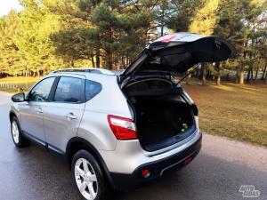 Pelēks Nissan Qashqai 2011 Mažeikiai, ar dzinēja tilpumu 2.00 L un nobraukumu 221 tūkst. km par 5800 €, foto 14 vietnē AUTOMOTO.COM.LV