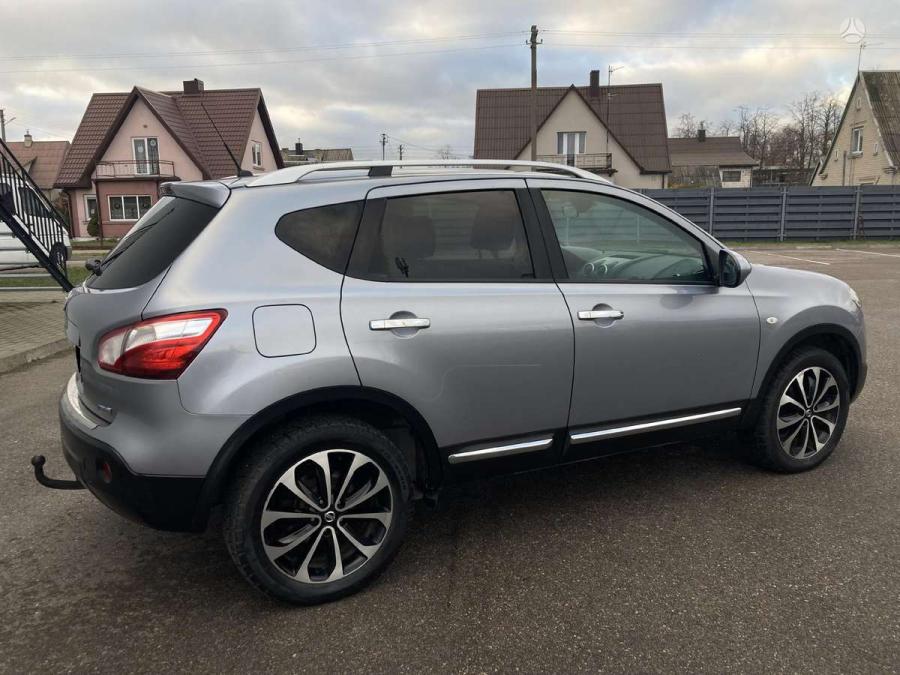 Pelēks Nissan Qashqai 2011 Marijampole, ar dzinēja tilpumu 1.46 L un nobraukumu 265 tūkst. km par 5300 €, foto 10 vietnē AUTOMOTO.COM.LV