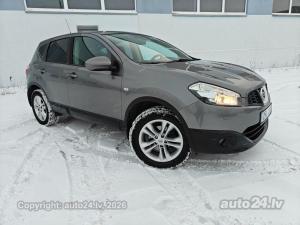 Grey Nissan Qashqai 2011 in Tartu, with an engine capacity of 1.60 L and mileage of 231 thousand km for 3999 €, photo 2 on AUTOMOTO.COM.LV