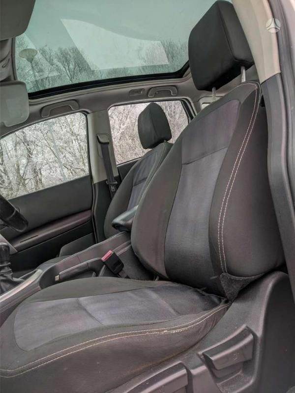 Pelēks Nissan Qashqai 2011 Kauņa, ar dzinēja tilpumu 2.00 L un nobraukumu 237 tūkst. km par 4800 €, foto 8 vietnē AUTOMOTO.COM.LV
