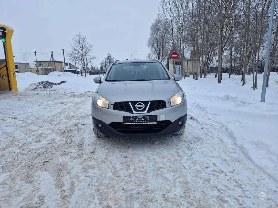 Pelēks Nissan Qashqai 2011 Radviliškis, ar dzinēja tilpumu 2.00 L un nobraukumu 240 tūkst. km par 4600 €, foto 2 vietnē AUTOMOTO.COM.LV