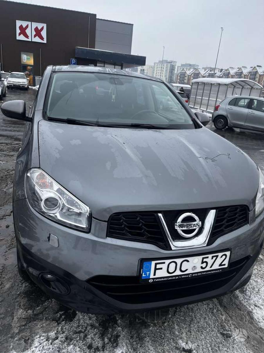Grey Nissan Qashqai 2011 in Vilnius, with an engine capacity of 1.46 L and mileage of 178 thousand km for 4500 €, photo 7 on AUTOMOTO.COM.LV