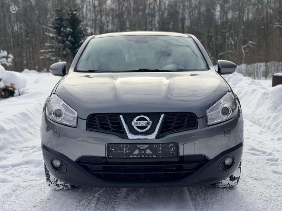 Pelēks Nissan Qashqai 2011 Utena, ar dzinēja tilpumu 1.60 L un nobraukumu 228 tūkst. km par 4750 €, foto 7 vietnē AUTOMOTO.COM.LV