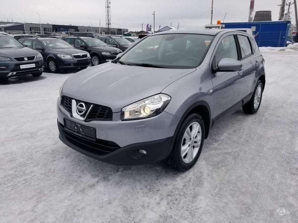 Pelēks Nissan Qashqai 2011 Kauņa, ar dzinēja tilpumu 1.46 L un nobraukumu 256 tūkst. km par 4999 €, foto 2 vietnē AUTOMOTO.COM.LV