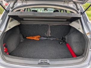 Pelēks Nissan Qashqai 2011 Šauļi, ar dzinēja tilpumu 2.00 L un nobraukumu 196 tūkst. km par 4900 €, foto 13 vietnē AUTOMOTO.COM.LV