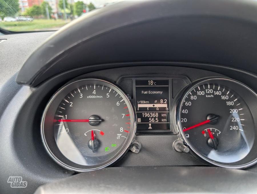Pelēks Nissan Qashqai 2011 Šauļi, ar dzinēja tilpumu 2.00 L un nobraukumu 196 tūkst. km par 4900 €, foto 16 vietnē AUTOMOTO.COM.LV