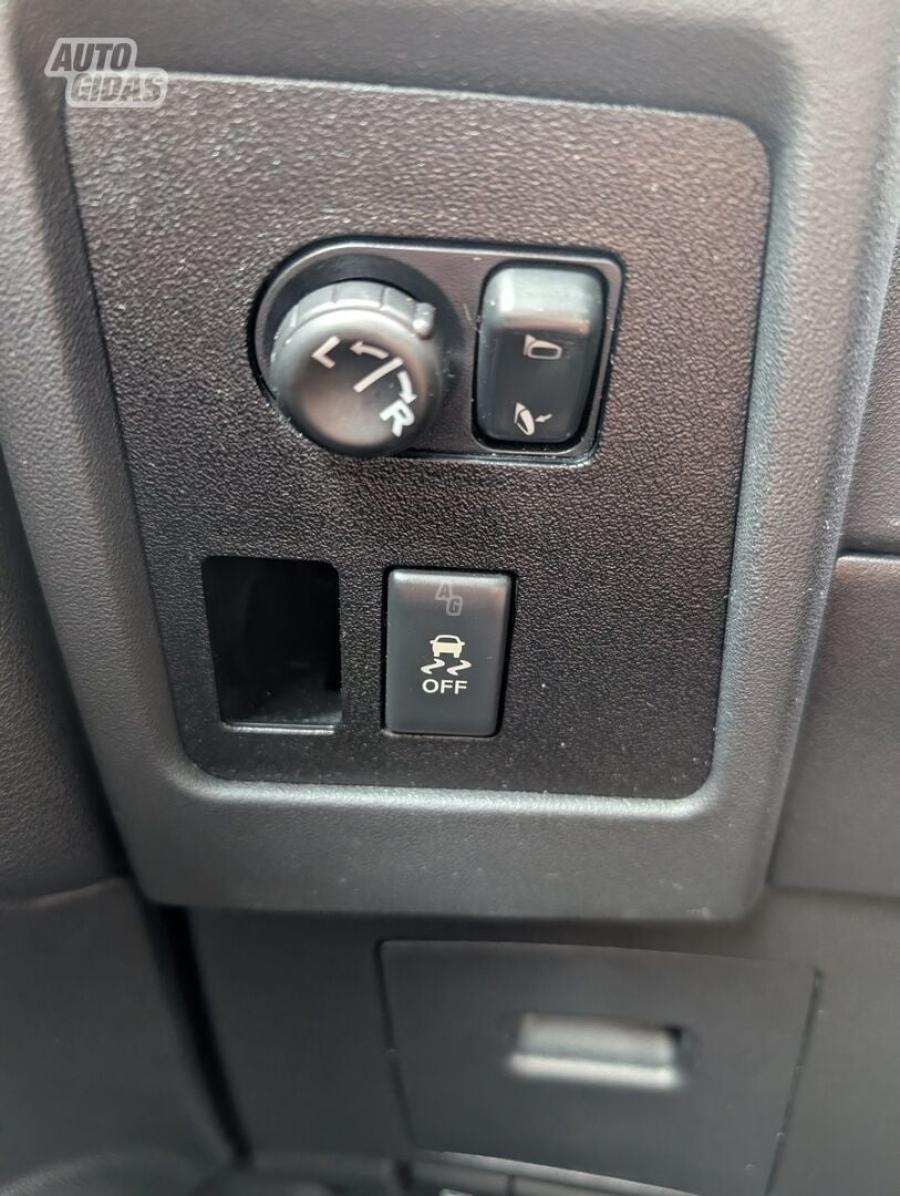 Pelēks Nissan Qashqai 2011 Šauļi, ar dzinēja tilpumu 2.00 L un nobraukumu 196 tūkst. km par 4900 €, foto 20 vietnē AUTOMOTO.COM.LV