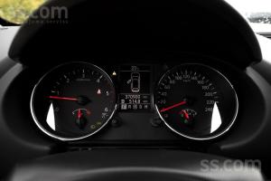 Grey Nissan Qashqai 2011 in Jelgava, with an engine capacity of 2.00 L and mileage of 362 thousand km for 4500 €, photo 13 on AUTOMOTO.COM.LV