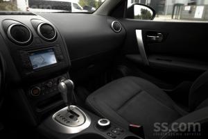 Grey Nissan Qashqai 2011 in Jelgava, with an engine capacity of 2.00 L and mileage of 362 thousand km for 4500 €, photo 17 on AUTOMOTO.COM.LV