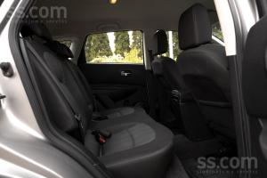 Grey Nissan Qashqai 2011 in Jelgava, with an engine capacity of 2.00 L and mileage of 362 thousand km for 4500 €, photo 18 on AUTOMOTO.COM.LV