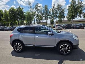 Pelēks Nissan Qashqai 2011 Marijampole, ar dzinēja tilpumu 2.00 L un nobraukumu 189 tūkst. km par 4950 €, foto 16 vietnē AUTOMOTO.COM.LV