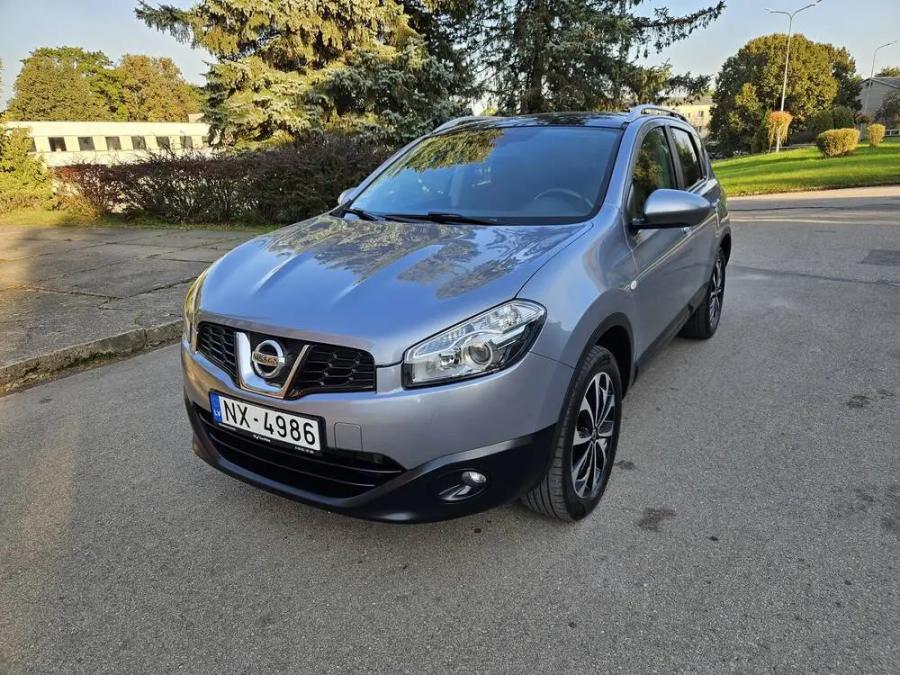 Pelēks Nissan Qashqai 2011 Jēkabpils, ar dzinēja tilpumu 2.00 L un nobraukumu 279 tūkst. km par 7250 €, foto 3 vietnē AUTOMOTO.COM.LV