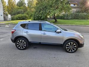 Pelēks Nissan Qashqai 2011 Jēkabpils, ar dzinēja tilpumu 2.00 L un nobraukumu 279 tūkst. km par 7250 €, foto 6 vietnē AUTOMOTO.COM.LV