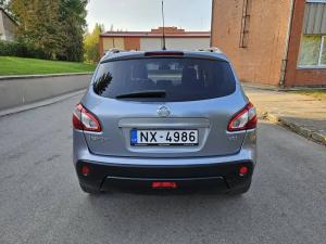 Pelēks Nissan Qashqai 2011 Jēkabpils, ar dzinēja tilpumu 2.00 L un nobraukumu 279 tūkst. km par 7250 €, foto 10 vietnē AUTOMOTO.COM.LV