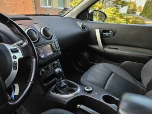 Pelēks Nissan Qashqai 2011 Jēkabpils, ar dzinēja tilpumu 2.00 L un nobraukumu 279 tūkst. km par 7250 €, foto 16 vietnē AUTOMOTO.COM.LV
