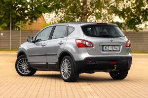 Pelēks Nissan Qashqai 2011 Rīga, ar dzinēja tilpumu 2.00 L un nobraukumu 362 tūkst. km par 6900 €, foto 5 vietnē AUTOMOTO.COM.LV