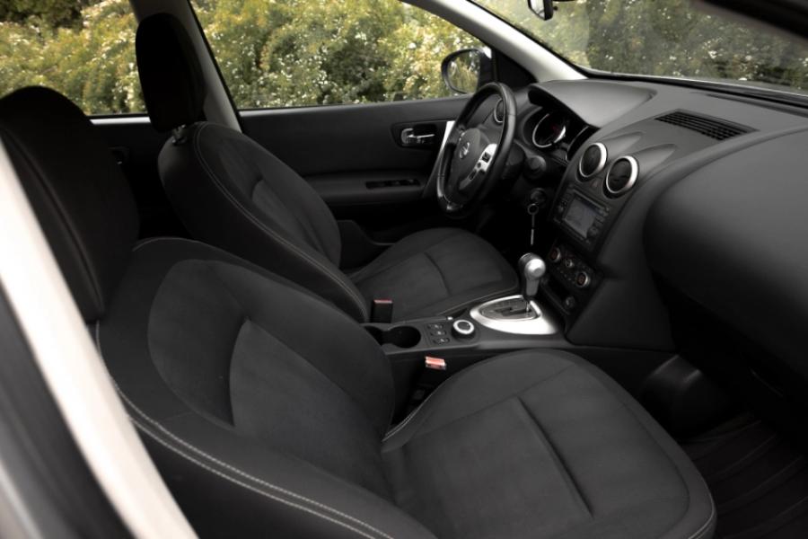 Pelēks Nissan Qashqai 2011 Rīga, ar dzinēja tilpumu 2.00 L un nobraukumu 362 tūkst. km par 6900 €, foto 11 vietnē AUTOMOTO.COM.LV