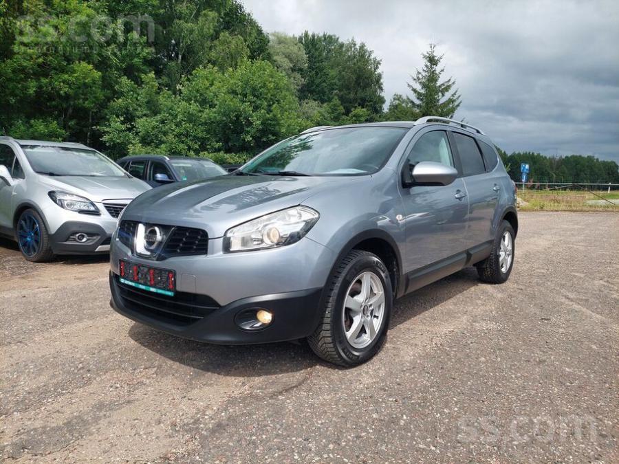 Pelēks Nissan Qashqai 2011 Cēsis, ar dzinēja tilpumu 2.00 L un nobraukumu 230 tūkst. km par 6700 €, foto 1 vietnē AUTOMOTO.COM.LV