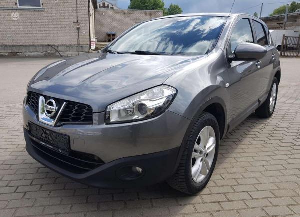 Pelēks Nissan Qashqai 2011 Šauļi, ar dzinēja tilpumu 2.00 L un nobraukumu 194 tūkst. km par 5700 €, foto 1 vietnē AUTOMOTO.COM.LV