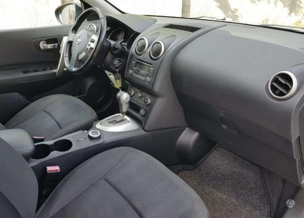 Pelēks Nissan Qashqai 2011 Šauļi, ar dzinēja tilpumu 2.00 L un nobraukumu 194 tūkst. km par 5700 €, foto 9 vietnē AUTOMOTO.COM.LV