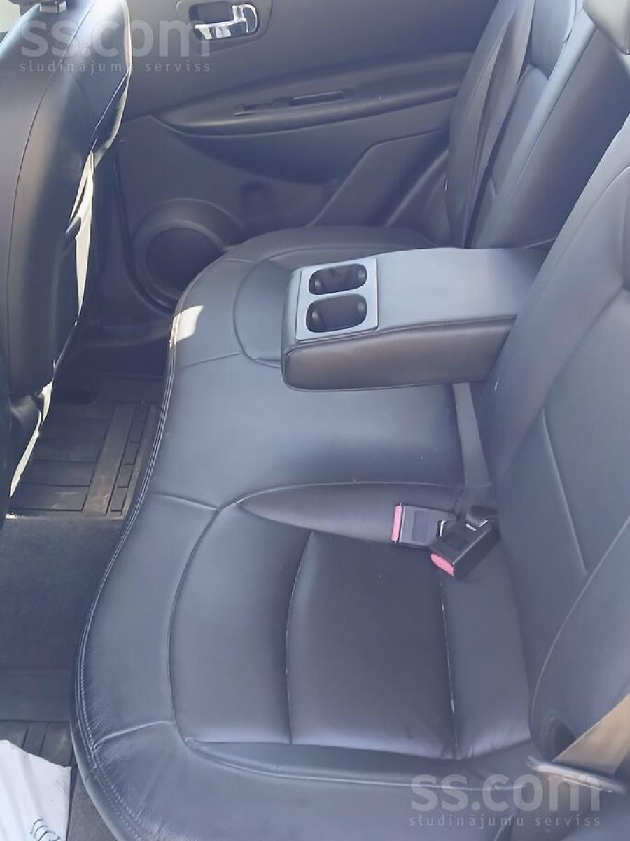 Grey Nissan Qashqai 2011 in Ogre, with an engine capacity of 1.50 L and mileage of 144 thousand km for 5200 €, photo 9 on AUTOMOTO.COM.LV