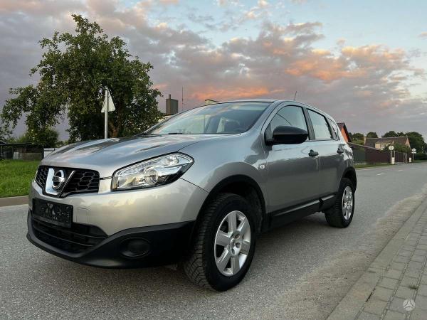 Pelēks Nissan Qashqai 2011 Ukmergė, ar dzinēja tilpumu 1.46 L un nobraukumu 251 tūkst. km par 3850 €, foto 1 vietnē AUTOMOTO.COM.LV