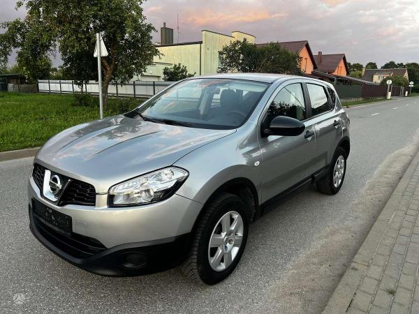 Pelēks Nissan Qashqai 2011 Ukmergė, ar dzinēja tilpumu 1.46 L un nobraukumu 251 tūkst. km par 3850 €, foto 2 vietnē AUTOMOTO.COM.LV
