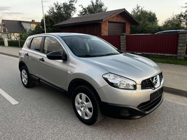 Pelēks Nissan Qashqai 2011 Ukmergė, ar dzinēja tilpumu 1.46 L un nobraukumu 251 tūkst. km par 3850 €, foto 3 vietnē AUTOMOTO.COM.LV
