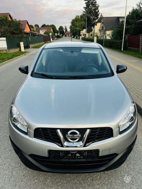 Pelēks Nissan Qashqai 2011 Ukmergė, ar dzinēja tilpumu 1.46 L un nobraukumu 251 tūkst. km par 3850 €, foto 6 vietnē AUTOMOTO.COM.LV