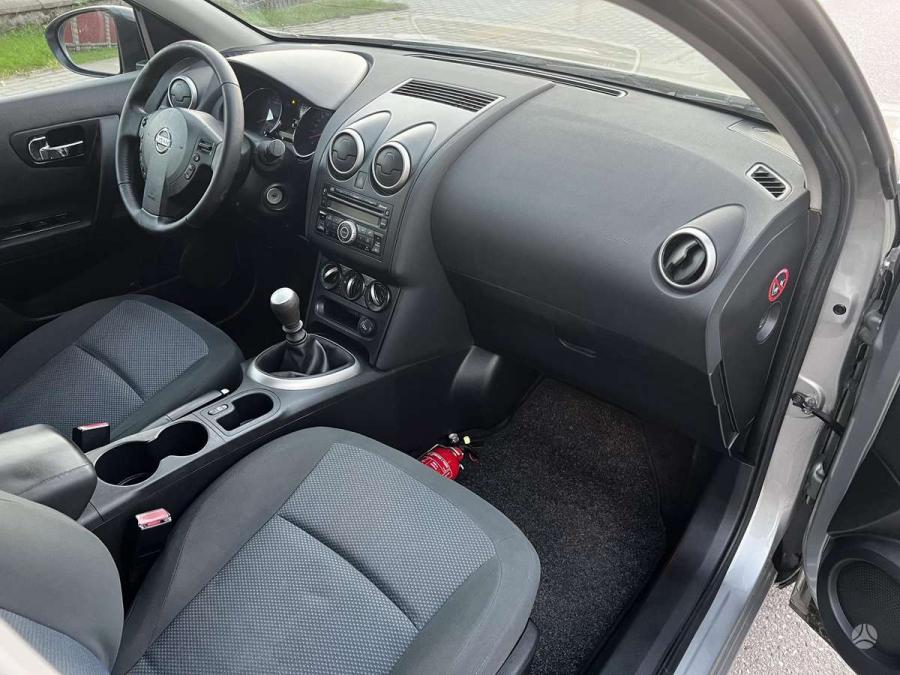 Pelēks Nissan Qashqai 2011 Ukmergė, ar dzinēja tilpumu 1.46 L un nobraukumu 251 tūkst. km par 3850 €, foto 17 vietnē AUTOMOTO.COM.LV