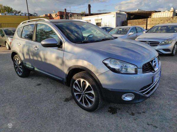 Pelēks Nissan Qashqai 2011 Panevēža, ar dzinēja tilpumu 1.46 L un nobraukumu 335 tūkst. km par 4500 €, foto 7 vietnē AUTOMOTO.COM.LV