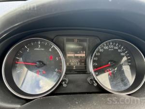 Grey Nissan Qashqai 2011 in Tukums, with an engine capacity of 2.00 L and mileage of 313 thousand km for 4100 €, photo 8 on AUTOMOTO.COM.LV