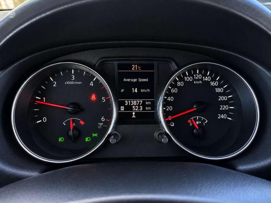 Pelēks Nissan Qashqai 2011 Joniškis, ar dzinēja tilpumu 1.60 L un nobraukumu 313 tūkst. km par 4250 €, foto 10 vietnē AUTOMOTO.COM.LV