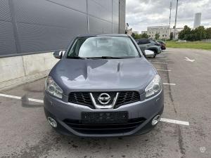 Grey Nissan Qashqai 2011 in Telschi, with an engine capacity of 2.00 L and mileage of 263 thousand km for 4000 €, photo 9 on AUTOMOTO.COM.LV