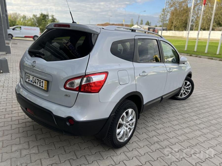 Pelēks Nissan Qashqai 2011 Jēkabpils, ar dzinēja tilpumu 2.00 L un nobraukumu 275 tūkst. km par 6850 €, foto 3 vietnē AUTOMOTO.COM.LV