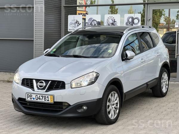 Pelēks Nissan Qashqai 2011 Jēkabpils, ar dzinēja tilpumu 2.00 L un nobraukumu 275 tūkst. km par 6850 €, foto 4 vietnē AUTOMOTO.COM.LV