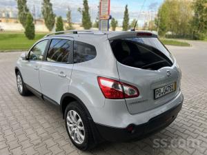 Pelēks Nissan Qashqai 2011 Jēkabpils, ar dzinēja tilpumu 2.00 L un nobraukumu 275 tūkst. km par 6850 €, foto 8 vietnē AUTOMOTO.COM.LV