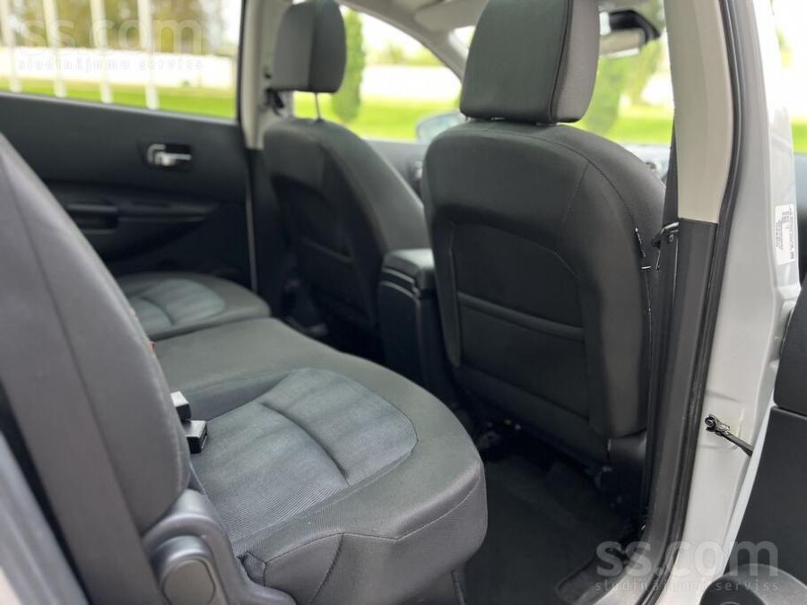 Pelēks Nissan Qashqai 2011 Jēkabpils, ar dzinēja tilpumu 2.00 L un nobraukumu 275 tūkst. km par 6850 €, foto 16 vietnē AUTOMOTO.COM.LV