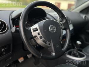 Pelēks Nissan Qashqai 2011 Jēkabpils, ar dzinēja tilpumu 2.00 L un nobraukumu 275 tūkst. km par 6850 €, foto 22 vietnē AUTOMOTO.COM.LV