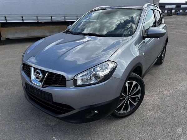 Nissan Qashqai 2011 in Prienai on AUTOMOTO.COM.LV Grey Nissan Qashqai 2011 in Prienai, with an engine capacity of 2.00 L and mileage of 149 thousand km for 5900 €, photo 1 on AUTOMOTO.COM.LV