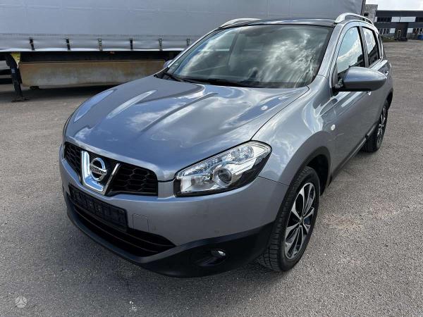 Nissan Qashqai 2011 in Prienai on AUTOMOTO.COM.LV Grey Nissan Qashqai 2011 in Prienai, with an engine capacity of 2.00 L and mileage of 149 thousand km for 5900 €, photo 4 on AUTOMOTO.COM.LV