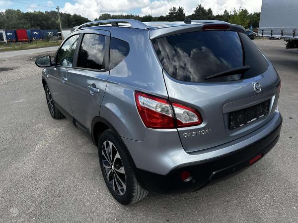 Nissan Qashqai 2011 in Prienai on AUTOMOTO.COM.LV Grey Nissan Qashqai 2011 in Prienai, with an engine capacity of 2.00 L and mileage of 149 thousand km for 5900 €, photo 10 on AUTOMOTO.COM.LV