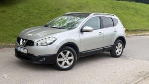Grey Nissan Qashqai 2011 in Vilnius, with an engine capacity of 2.00 L and mileage of 205 thousand km for 3900 €, photo 3 on AUTOMOTO.COM.LV